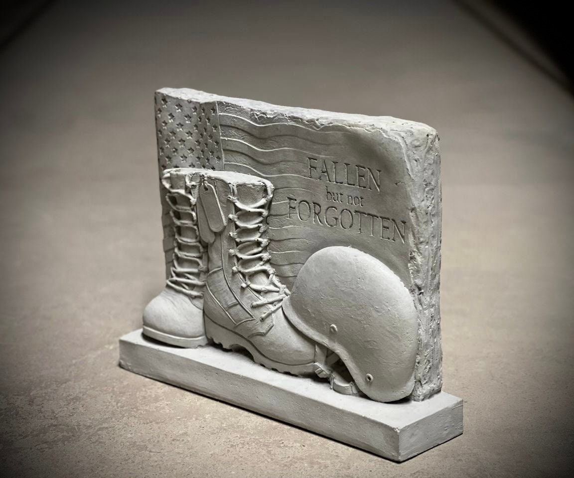 Concrete Fallen Soldier Memorial Statue Detailed Soldier Memorial ...