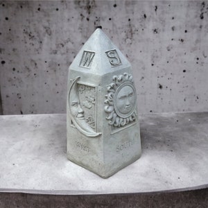 Stone Directional Marker Statue Concrete Marker Sculpture Detailed ...