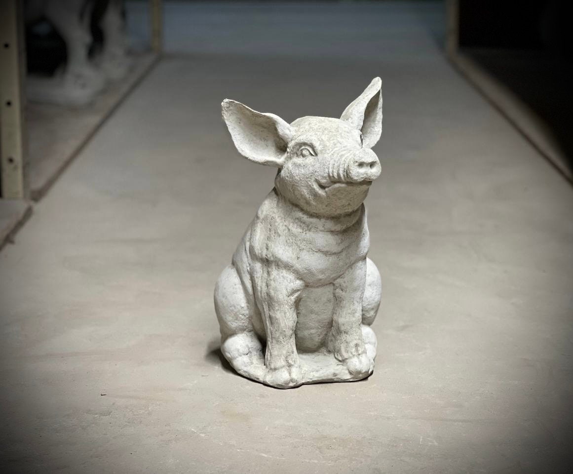 Concrete Wilbur Pig Statue Sitting Wilbur Pig Sculpture - Etsy