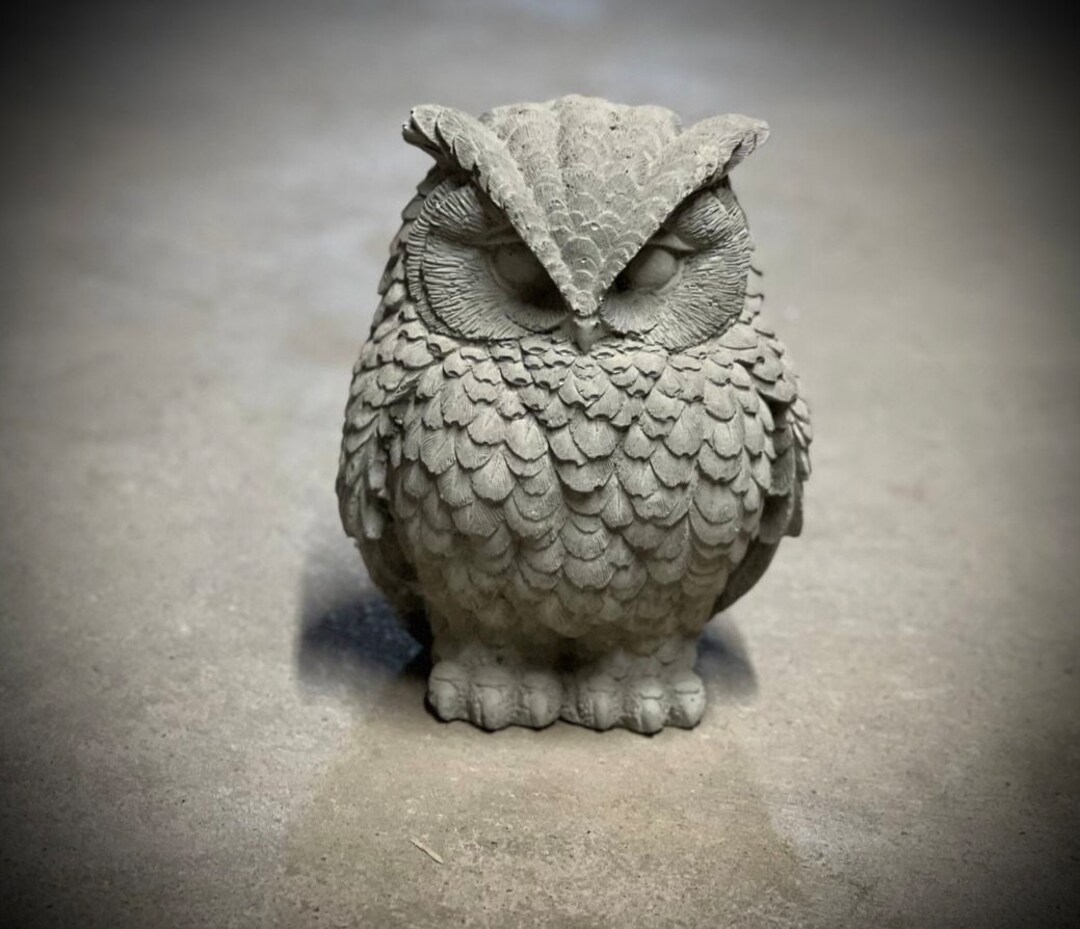 Great Owl Horned Statue Detailed Night Owl Figurine Standing Realistic ...