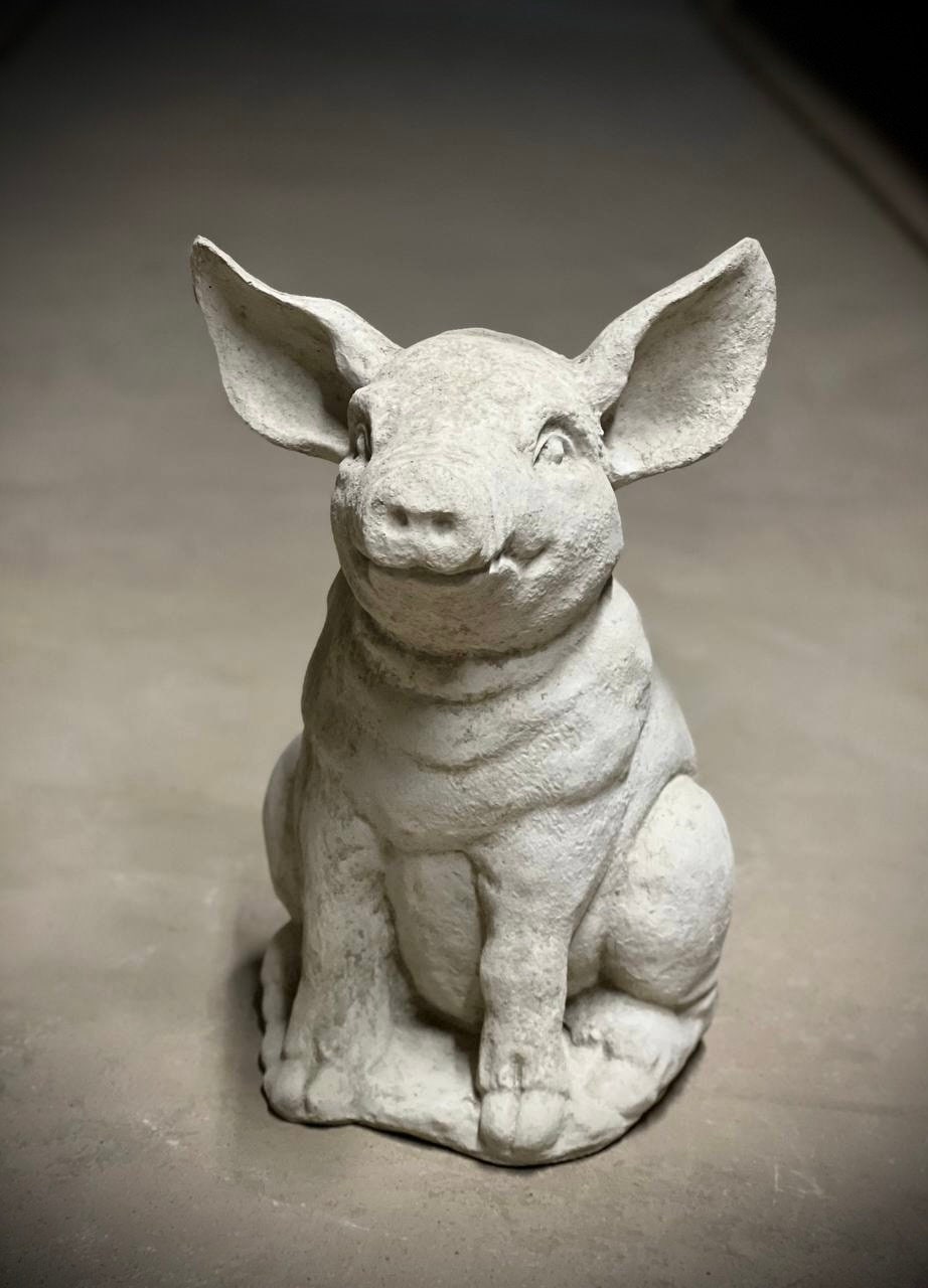 Concrete Wilbur Pig Statue Sitting Wilbur Pig Sculpture - Etsy
