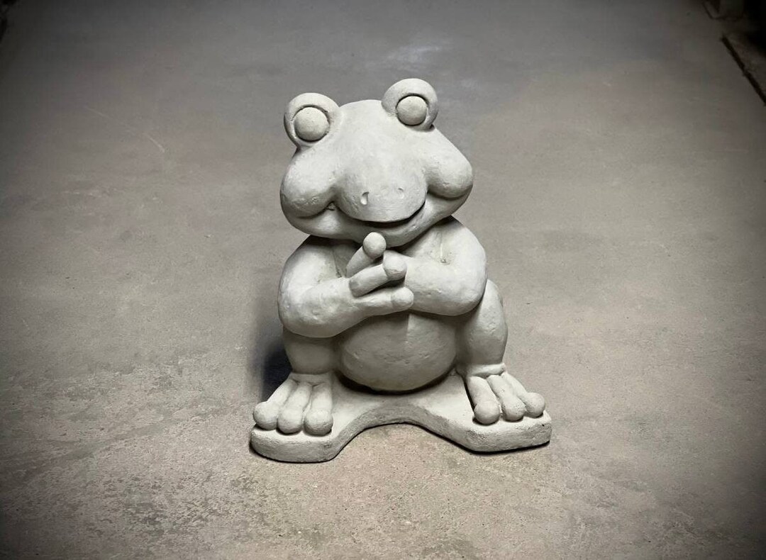 Happy Frog Sculpture Real Size Frog Figurine Standing Detailed Frog ...