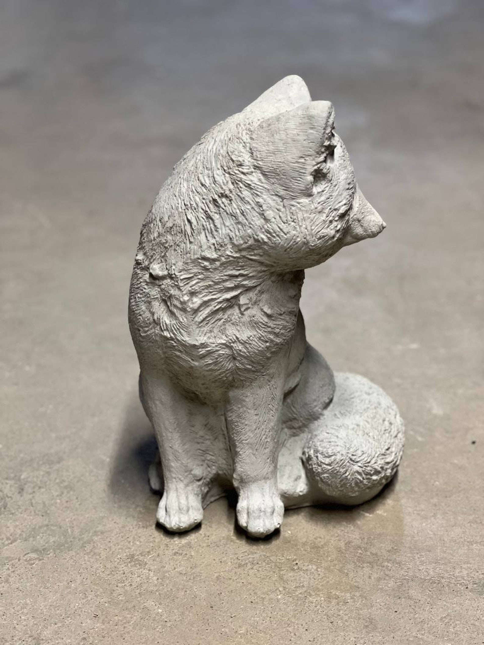 Concrete Fox Statue Sitting Wild Fox Figure Sculpture for Garden ...