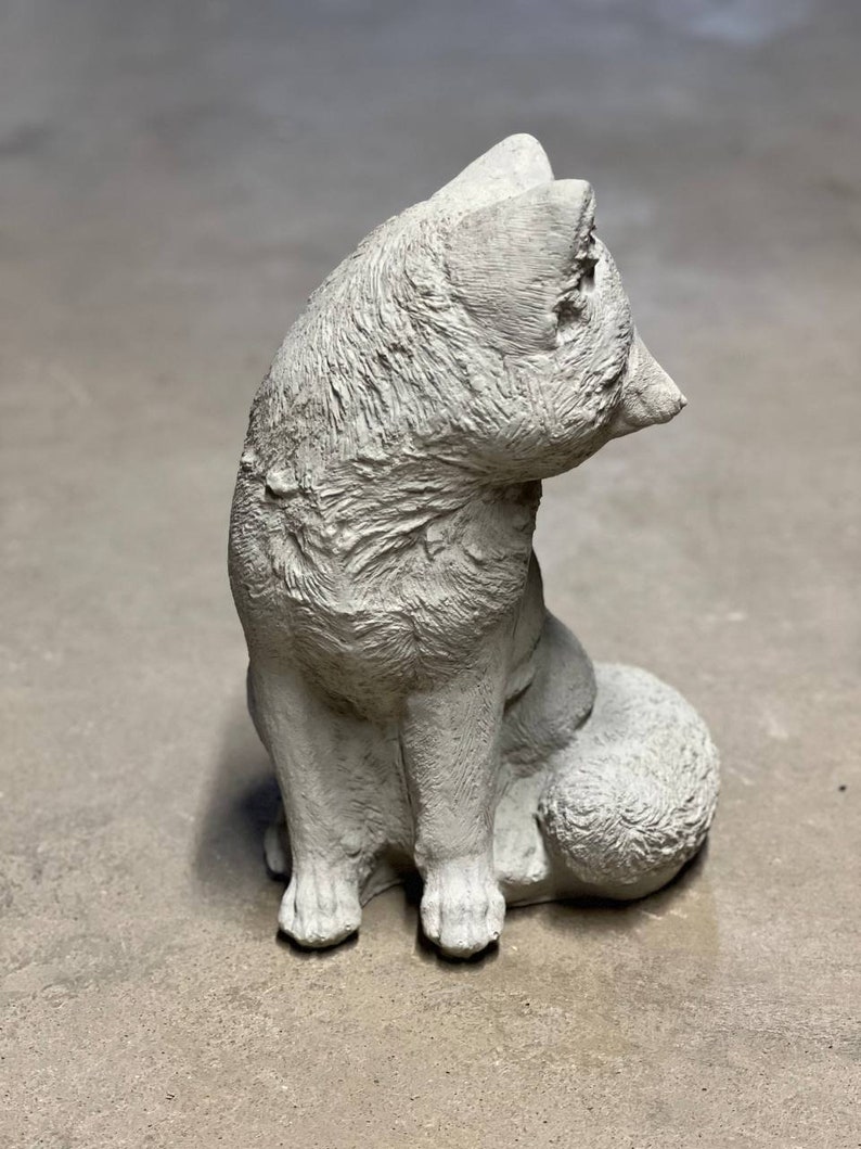 Concrete Fox Statue Sitting Wild Fox Figure Sculpture for Garden ...