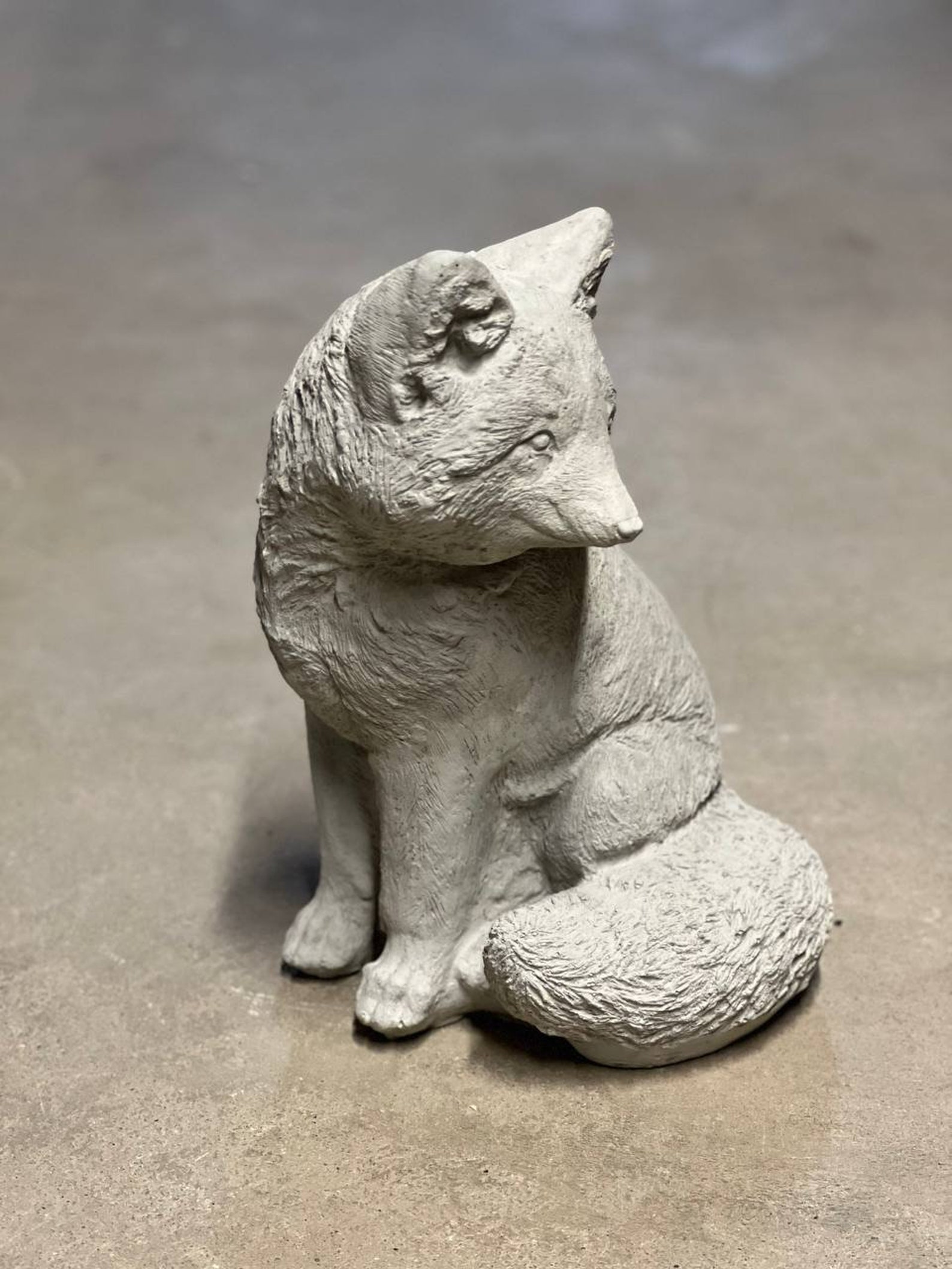 Concrete Fox Statue Sitting Wild Fox Figure Sculpture for Garden ...