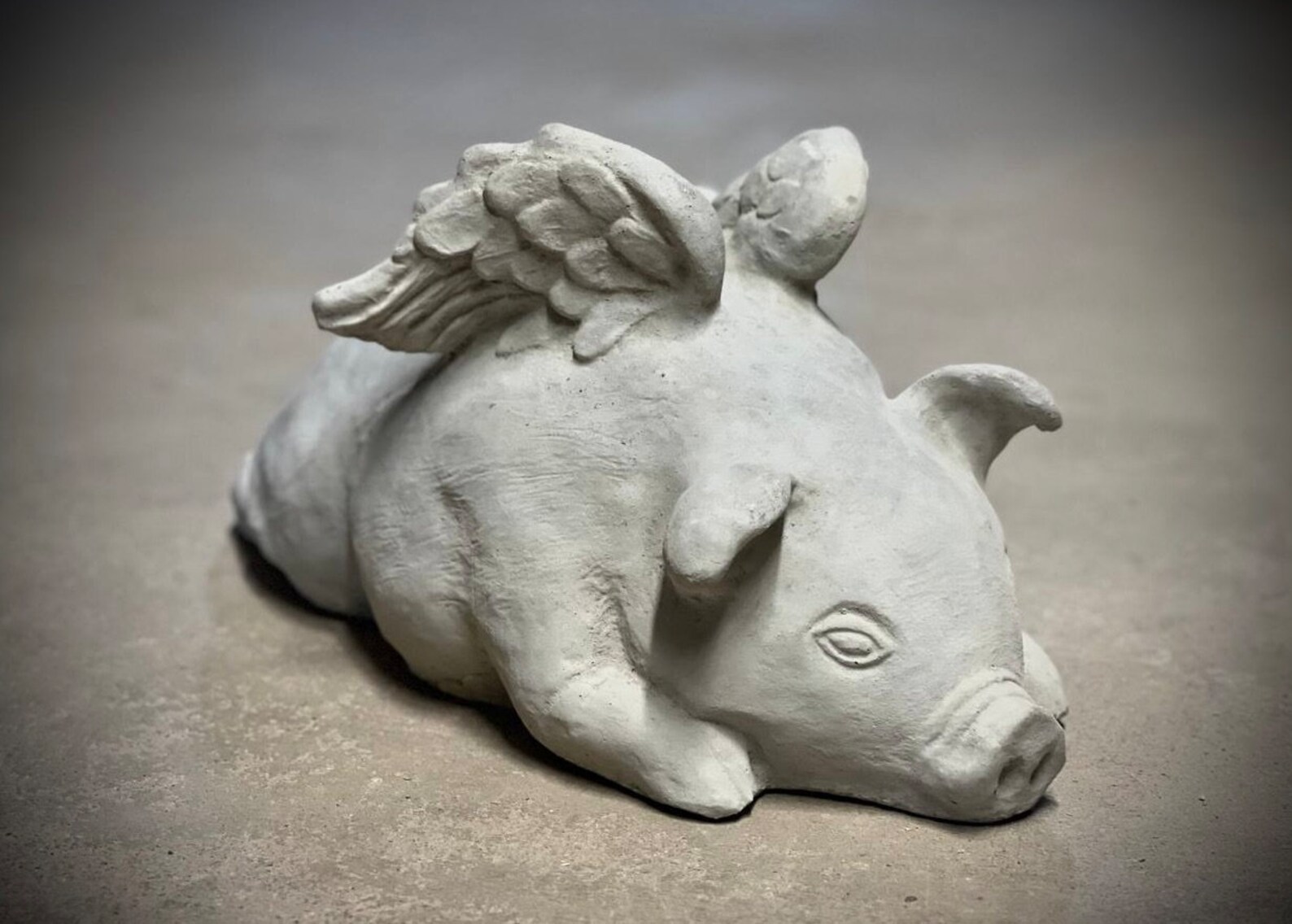 Concrete Pig With Wings Statue Outdoor Pig Figurine Stone Garden ...