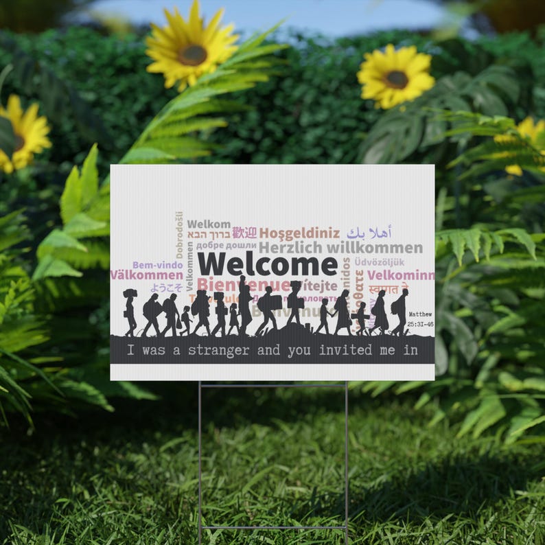 Multilingual Welcome Yard Sign: Outdoor Garden Decor - Etsy
