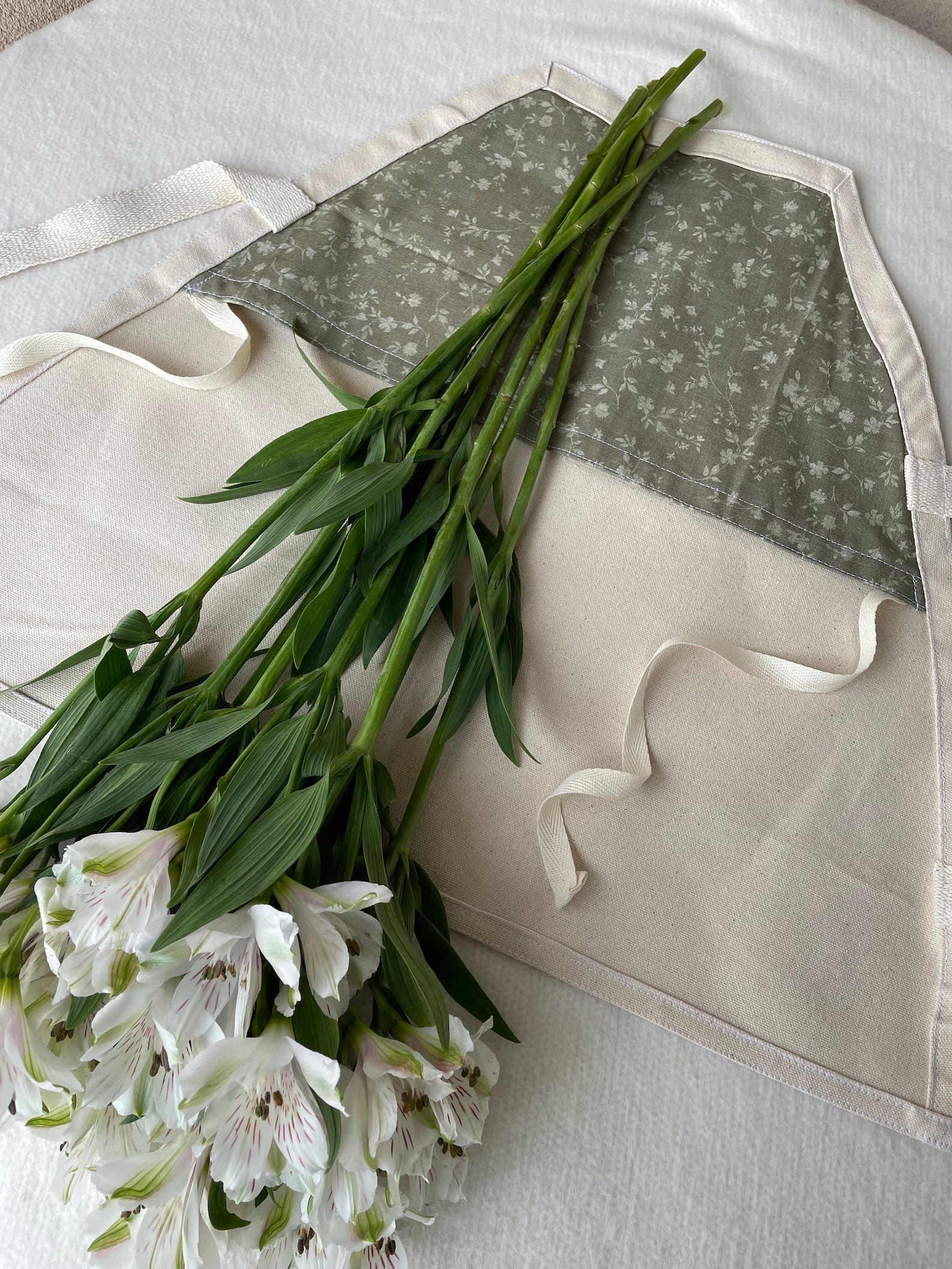 Fresh Cut Flower Tote, Lay Flat Flower Carrier With Pocket, Canvas Bag ...