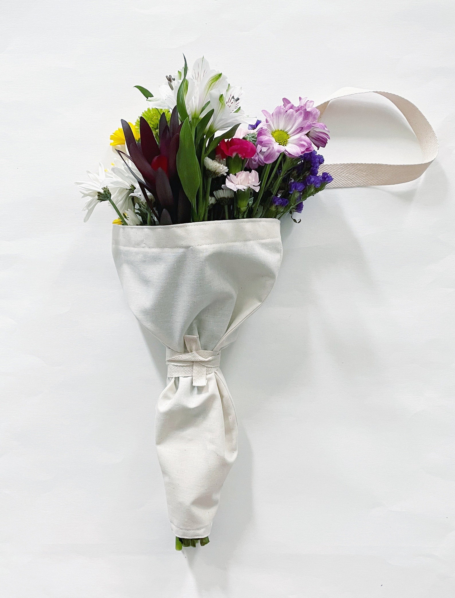 Handmade Flower Satchel, Bouquet Carrier Wraps, Floral Tote Bag ...