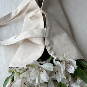 Fresh Cut Flower Tote, Lay Flat Flower Carrier With Pocket, Canvas Bag ...