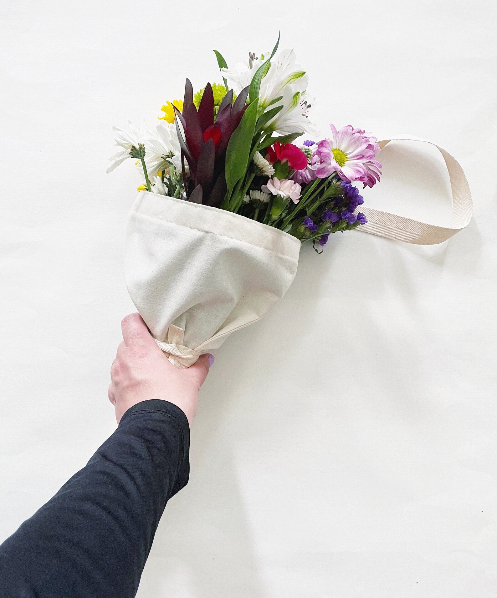 Handmade Flower Satchel, Bouquet Carrier Wraps, Floral Tote Bag ...