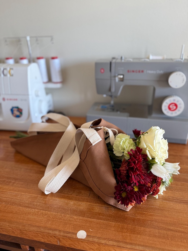 Fresh Cut Flower Tote, Lay Flat Flower Carrier With Pocket, Canvas Bag ...