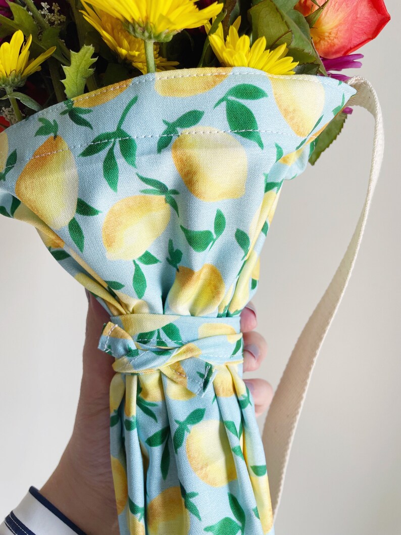 Handmade Flower Satchel, Bouquet Carrier Wraps, Floral Tote Bag ...