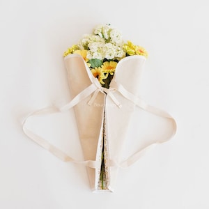 Fresh Cut Flower Tote, Lay Flat Flower Carrier With Pocket, Canvas Bag ...