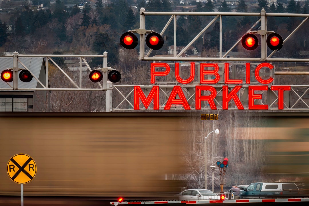 Pybus Public Market Wenatchee Train Photo Spa Wall Decor Work From Home ...
