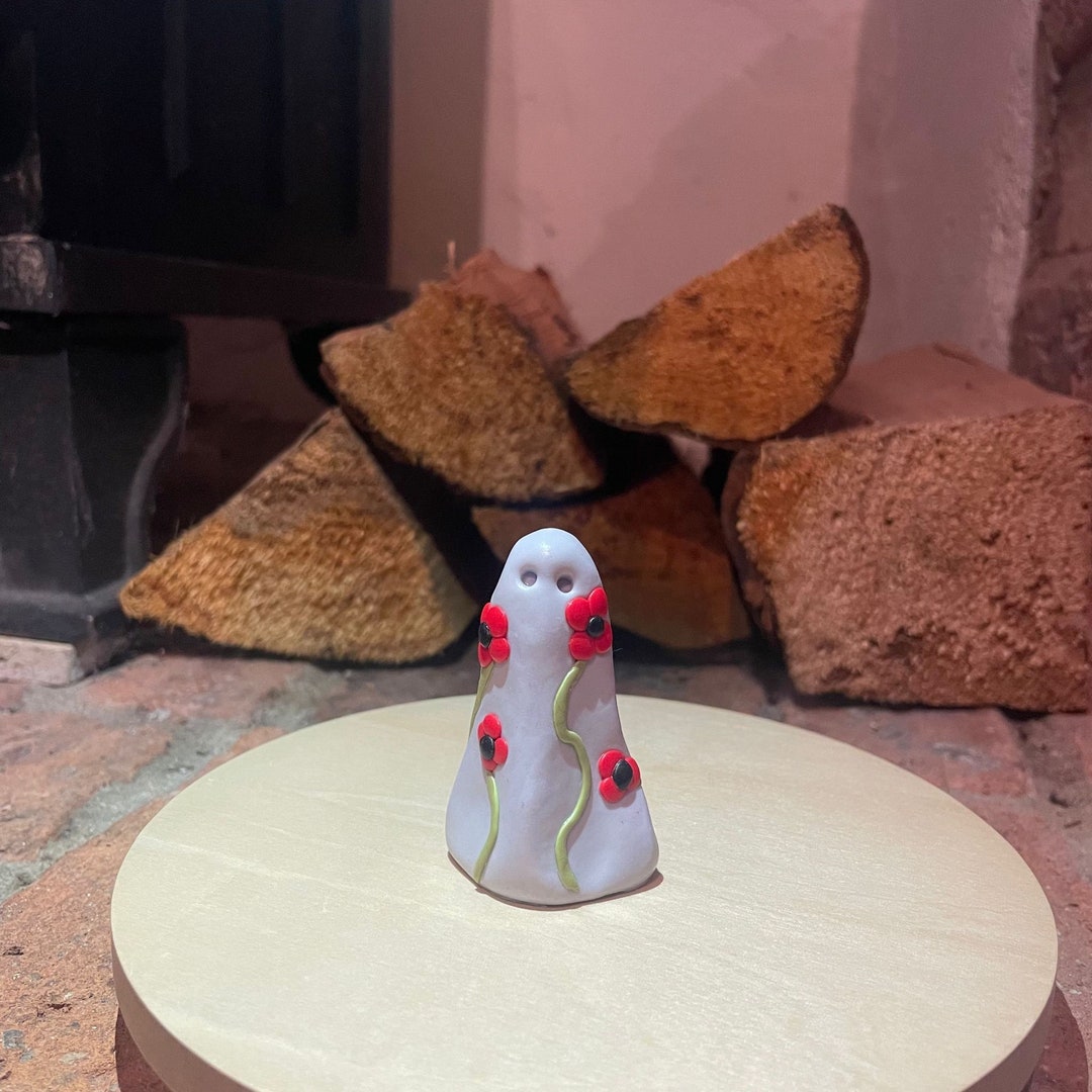 Poppy the Ghost - Etsy
