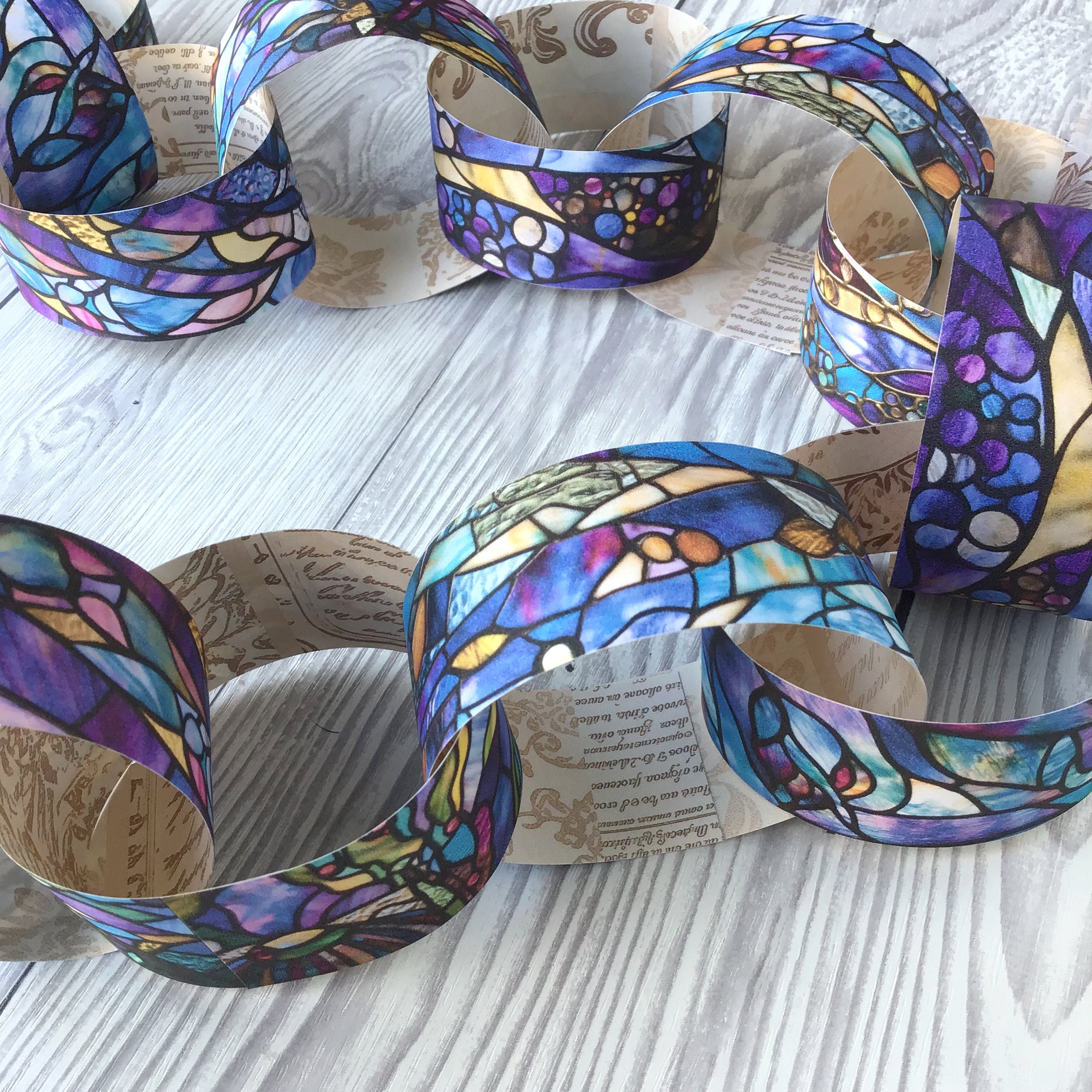 Paper Christmas Decorations, Paper Chains, DIY Christmas Decorations ...