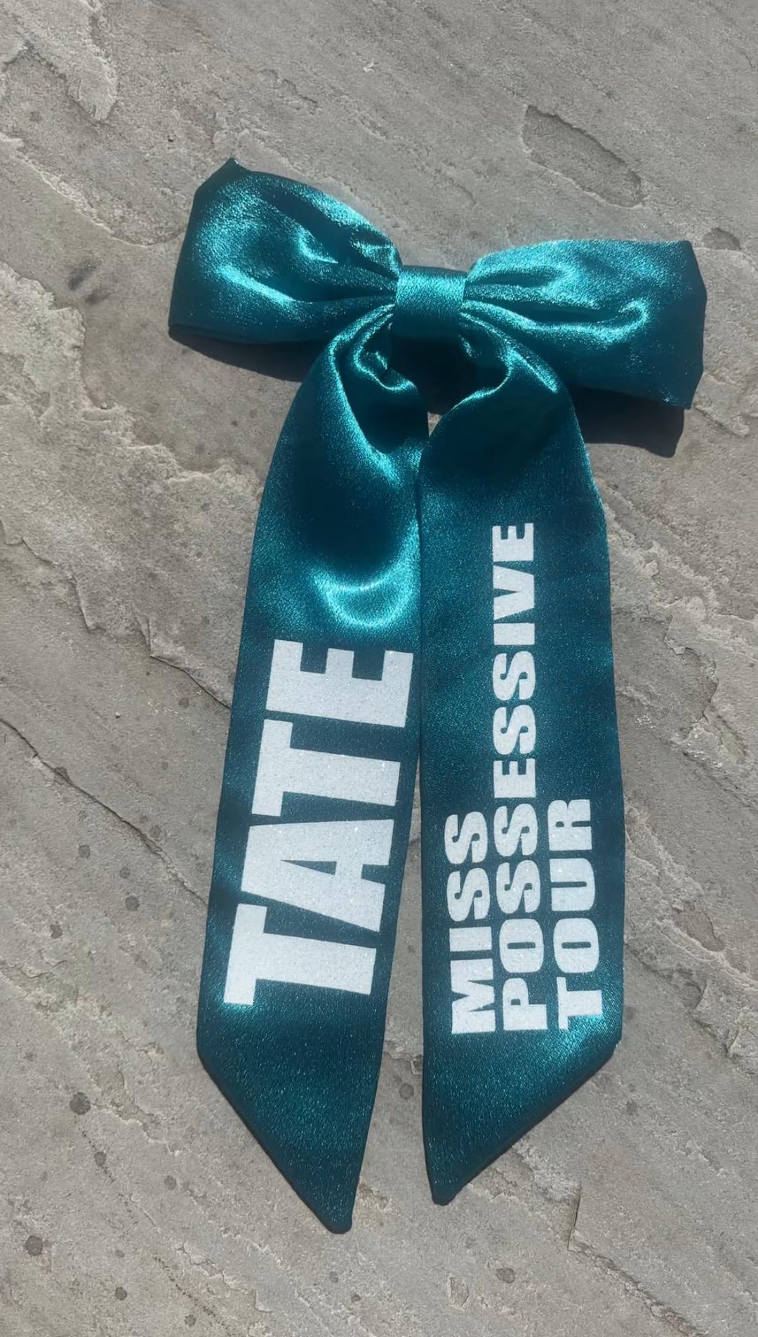 Custom Tate Mcrae Tour Bow: Personalized Concert Hair Accessory - Etsy