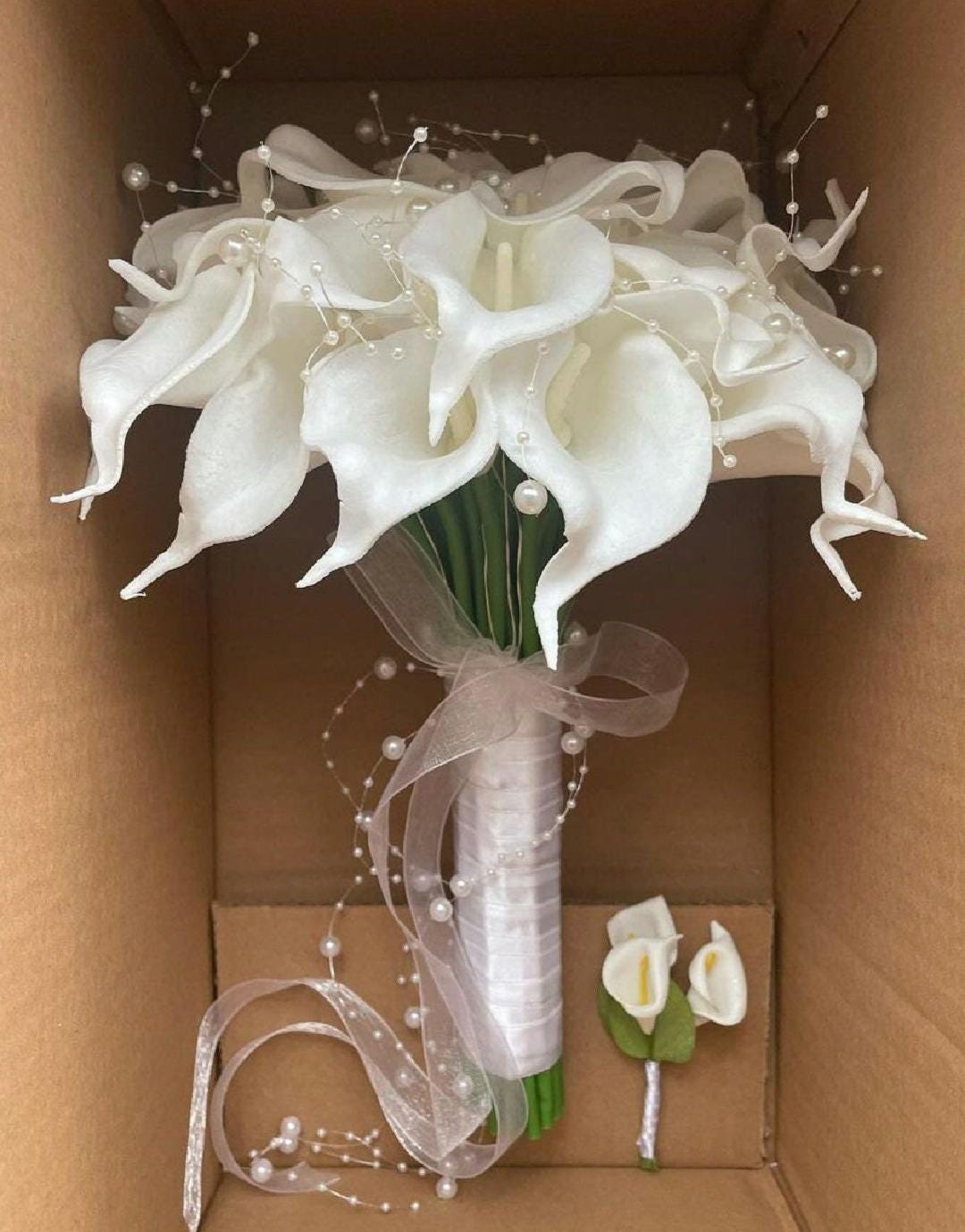 Chic Calla Lily White Bridal Bouquet, Calla Lily Bouquet, White Bridal ...