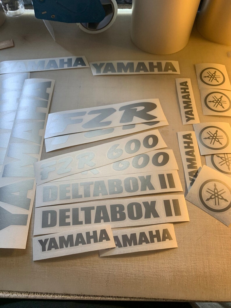 YAMAHA FZR 600 Decal Kit Made to Order 20 Colors 88 89 90 91 92 93 94 ...