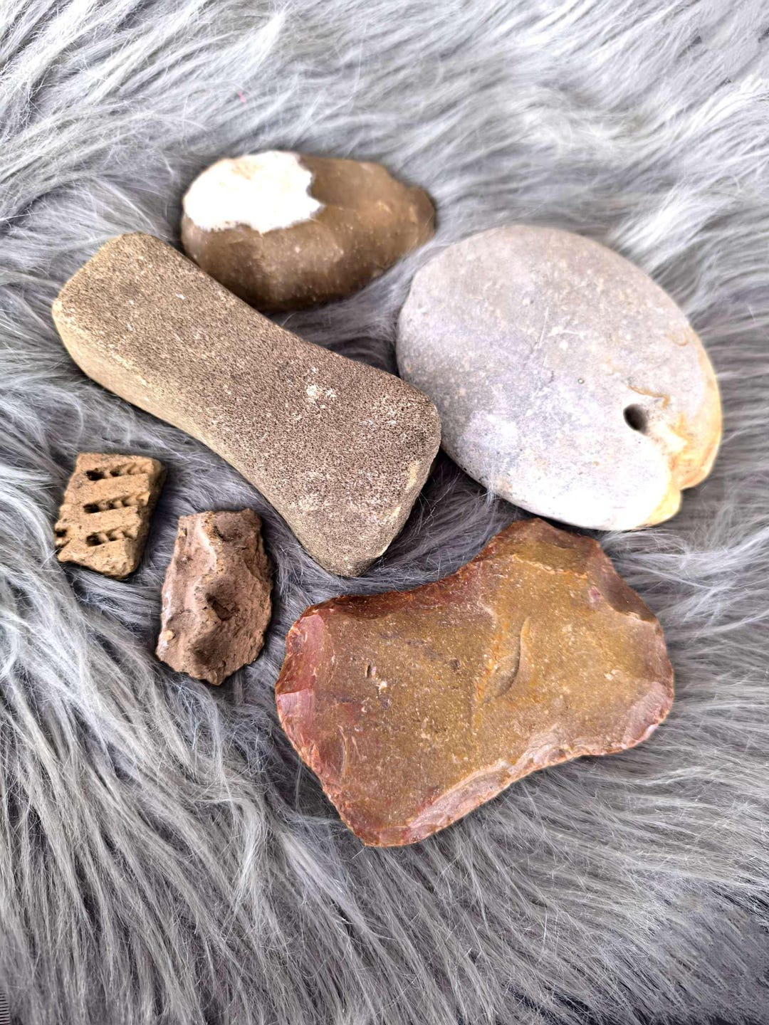 Native American Stone Tools Weapons and Pottery Stone Age Tools ...