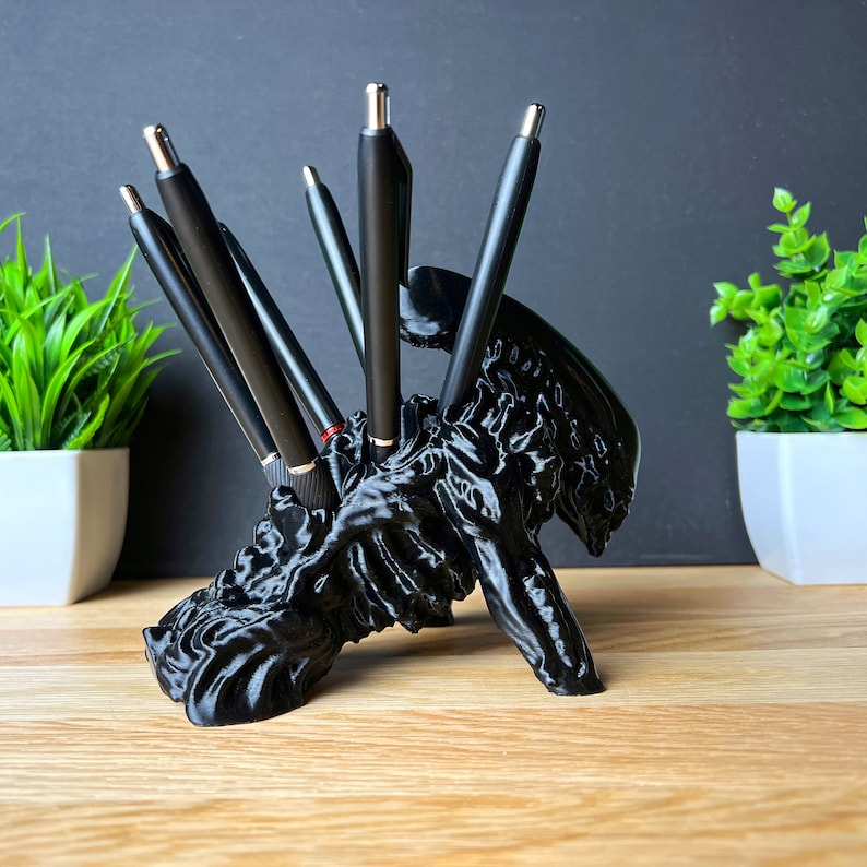 Alien Xenomorph Inspired Pen Holder - Etsy