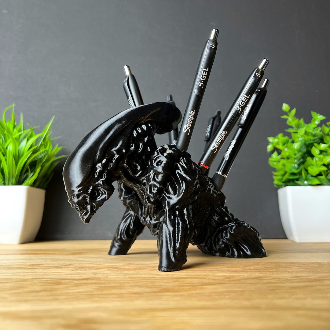 Alien Xenomorph Inspired Pen Holder - Etsy