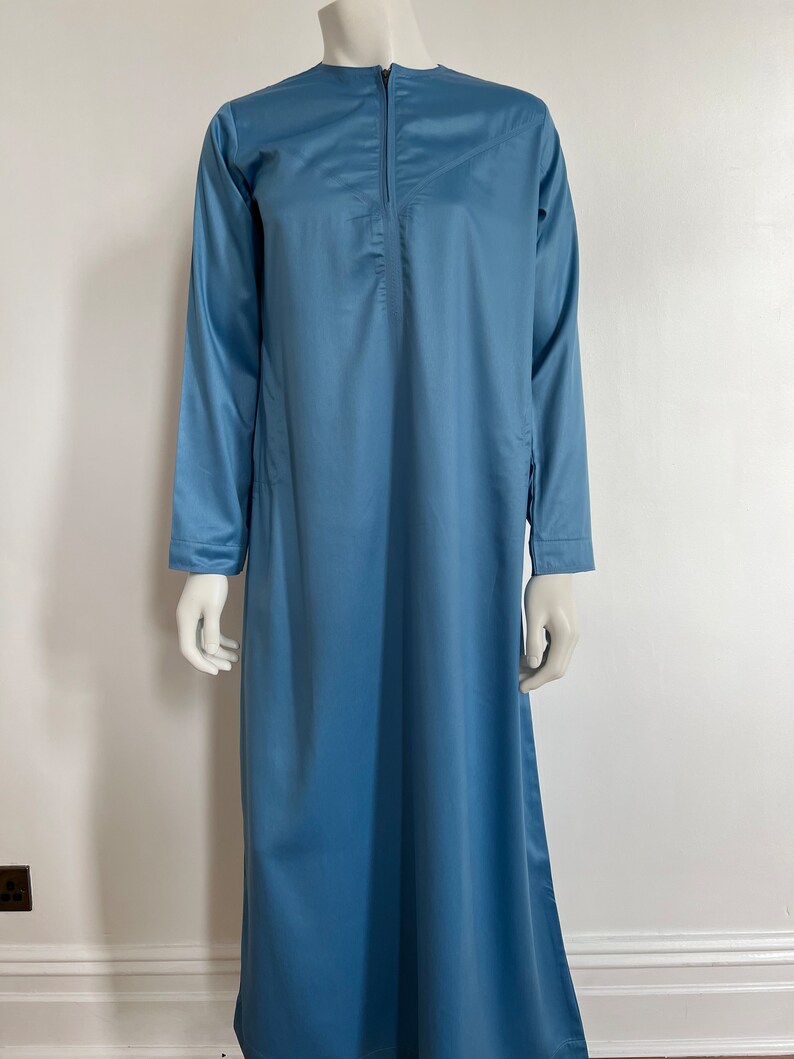 Mens Luxury Thobe Emirati Omani Qatari Saudi Oman Bahrain Arab Shiny ...