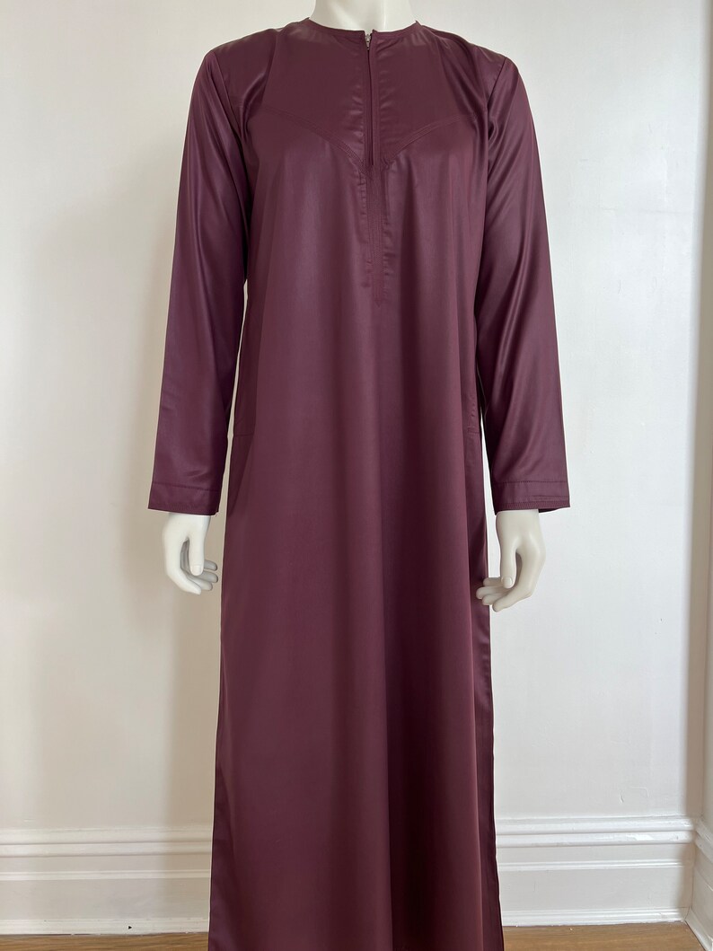 Mens Luxury Thobe Emirati Omani Qatari Saudi Oman Bahrain Arab Shiny ...