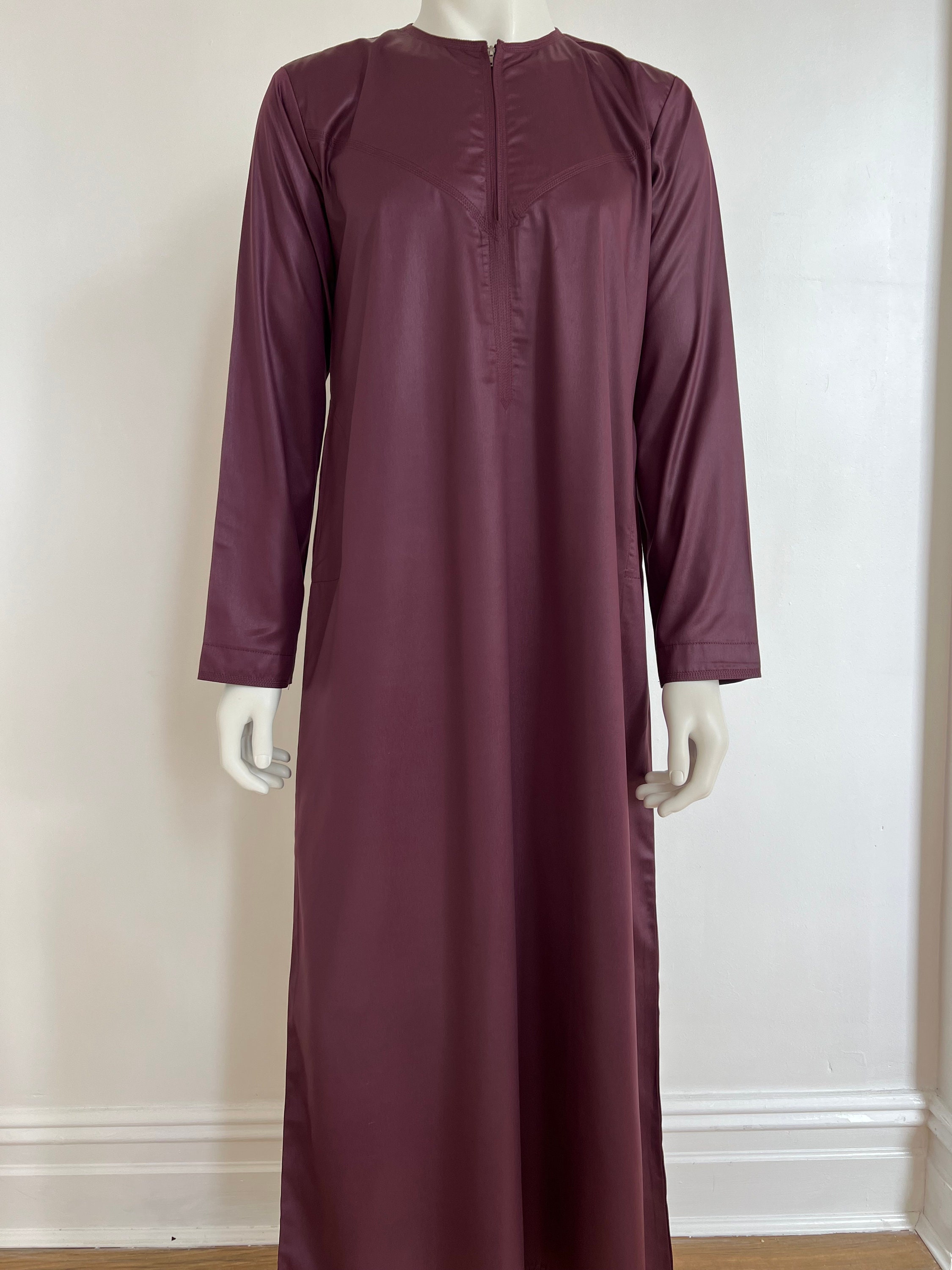 Mens Luxury Thobe Emirati Omani Qatari Saudi Oman Bahrain Arab Shiny ...