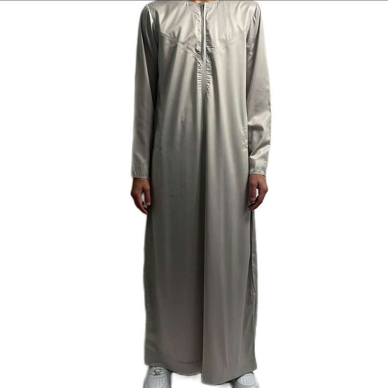Mens Luxury Thobe Emirati Omani Qatari Saudi Oman Bahrain Arab Shiny ...