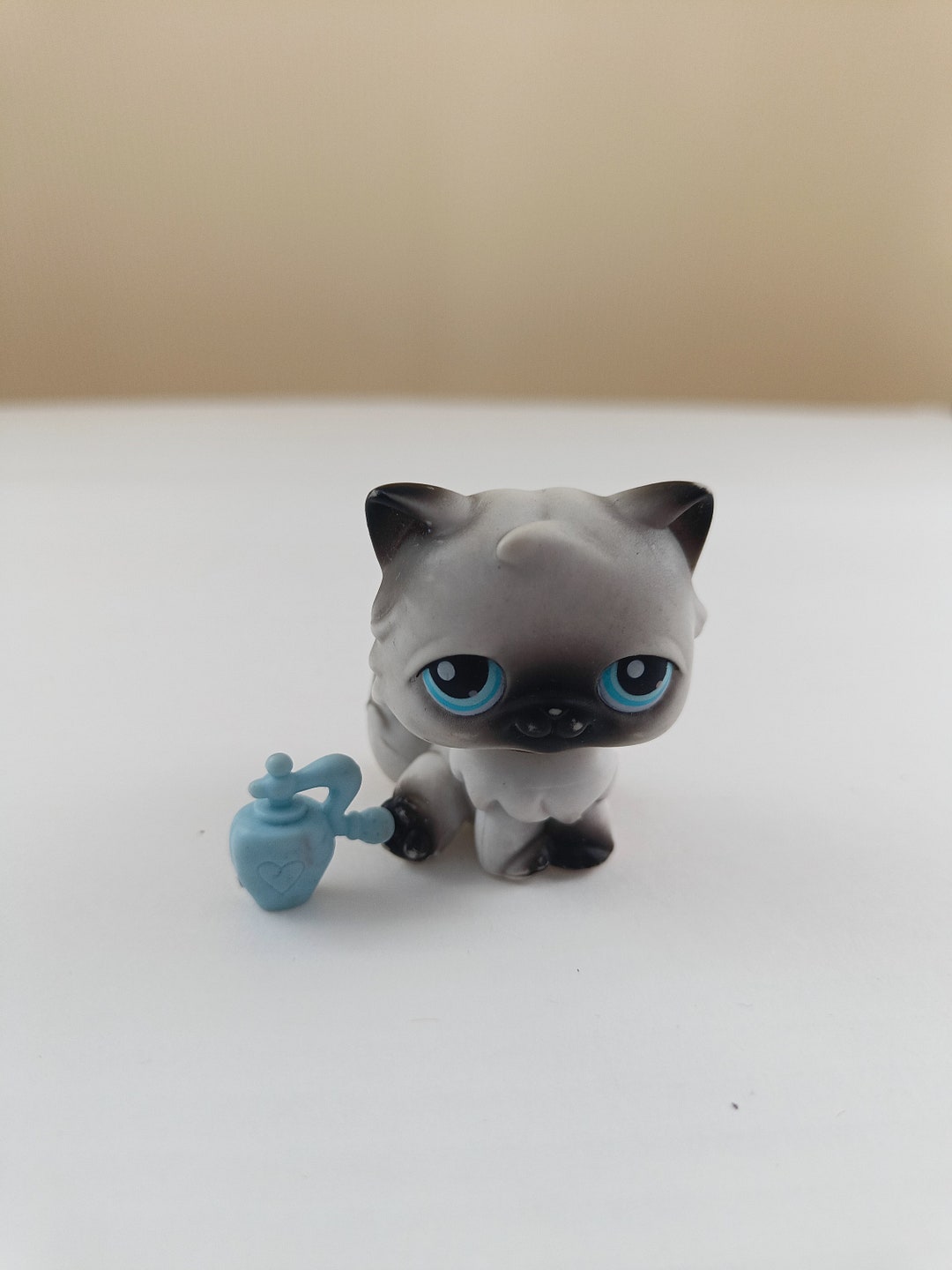 Littlest Pet Shop Gen 1 LPS Persian Cat 60 Kitty Black White Grey Blue ...