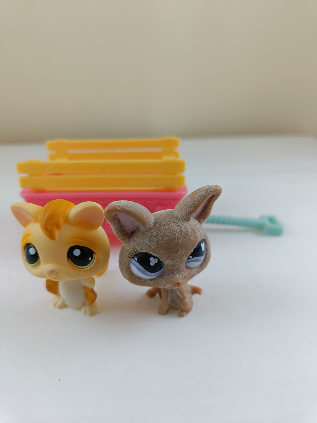 Set of Two Lps With Accessories #461 Fuzzy Flocked Chihuahua,yellow ...