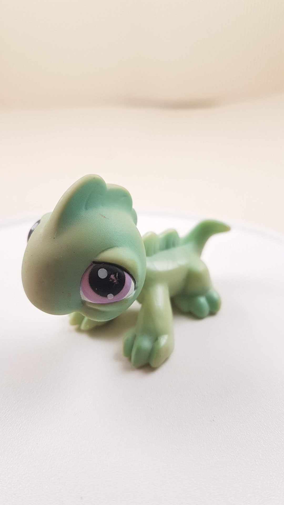 2004 Littlest Pet Shop LPS green Lizard Iguana Pink/purple Eyes 374 Red ...