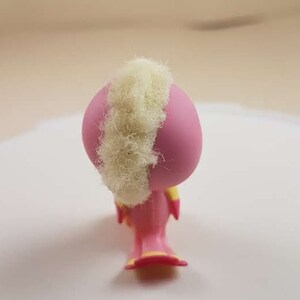 LPS Littlest Pet Shop 619 Pink Bird Yellow Fuzzy Head Green Diamond ...