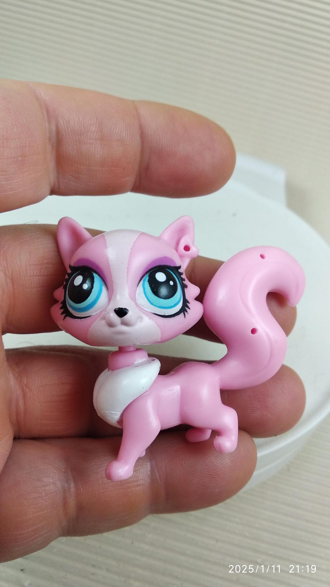 Littlest Pet Shop Lily Laroux LPS #3679 Cat Pink With Blue Eyes - Etsy