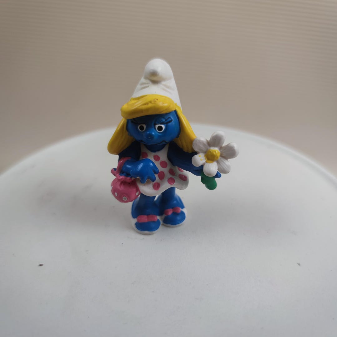 Smurfs Smurfette Holding Flower & Purse 20421 Vintage Rare 1993 Figure ...