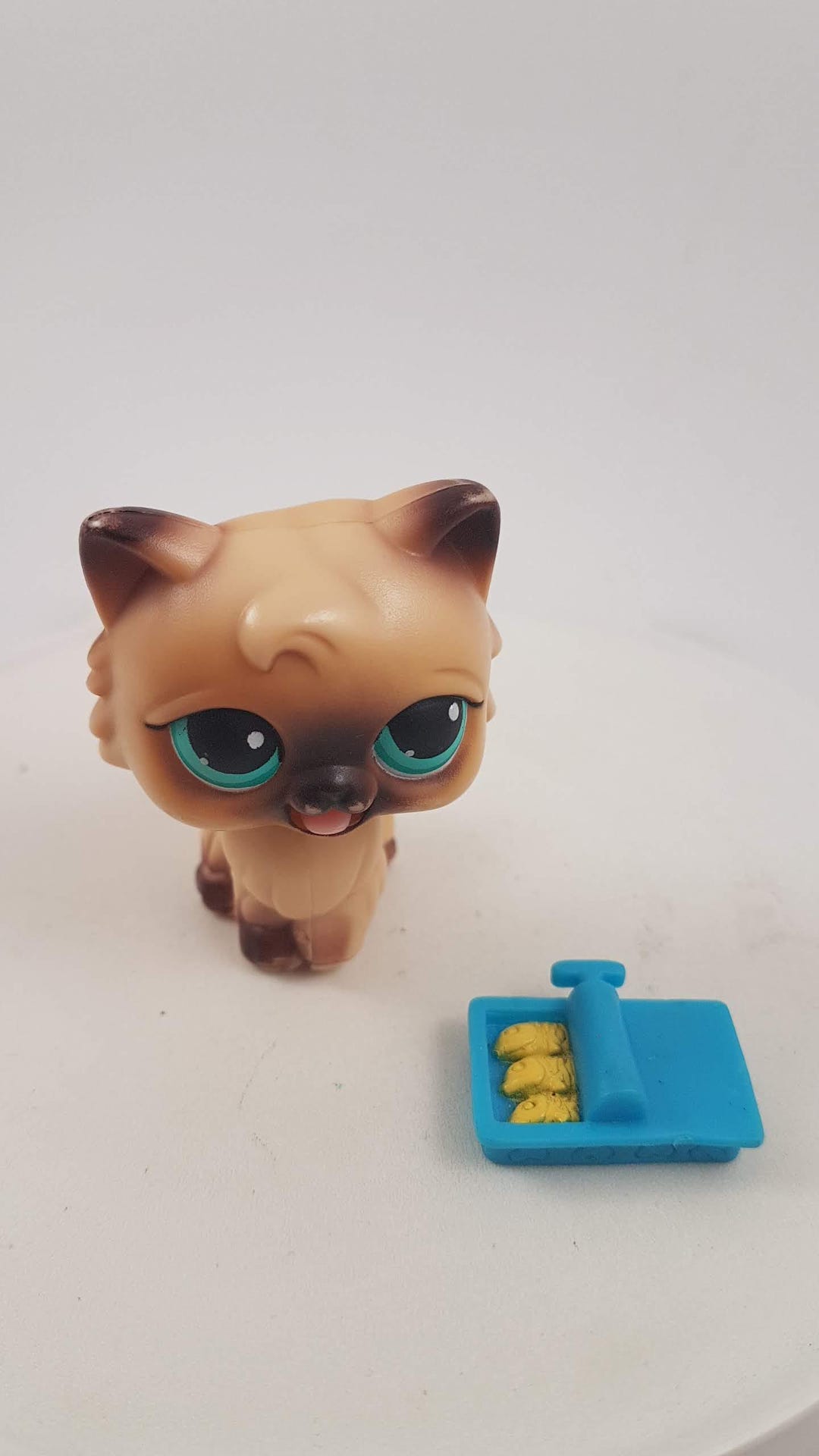 Littlest Pet Shop LPS Magic Motion Brown Persian Cat With Moving Tongue ...