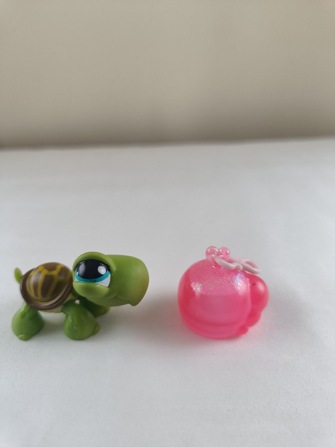 My Littlest Pet Shop Turtle #230 Hasbro 2004 Heart on Shell Blue Eyes ...