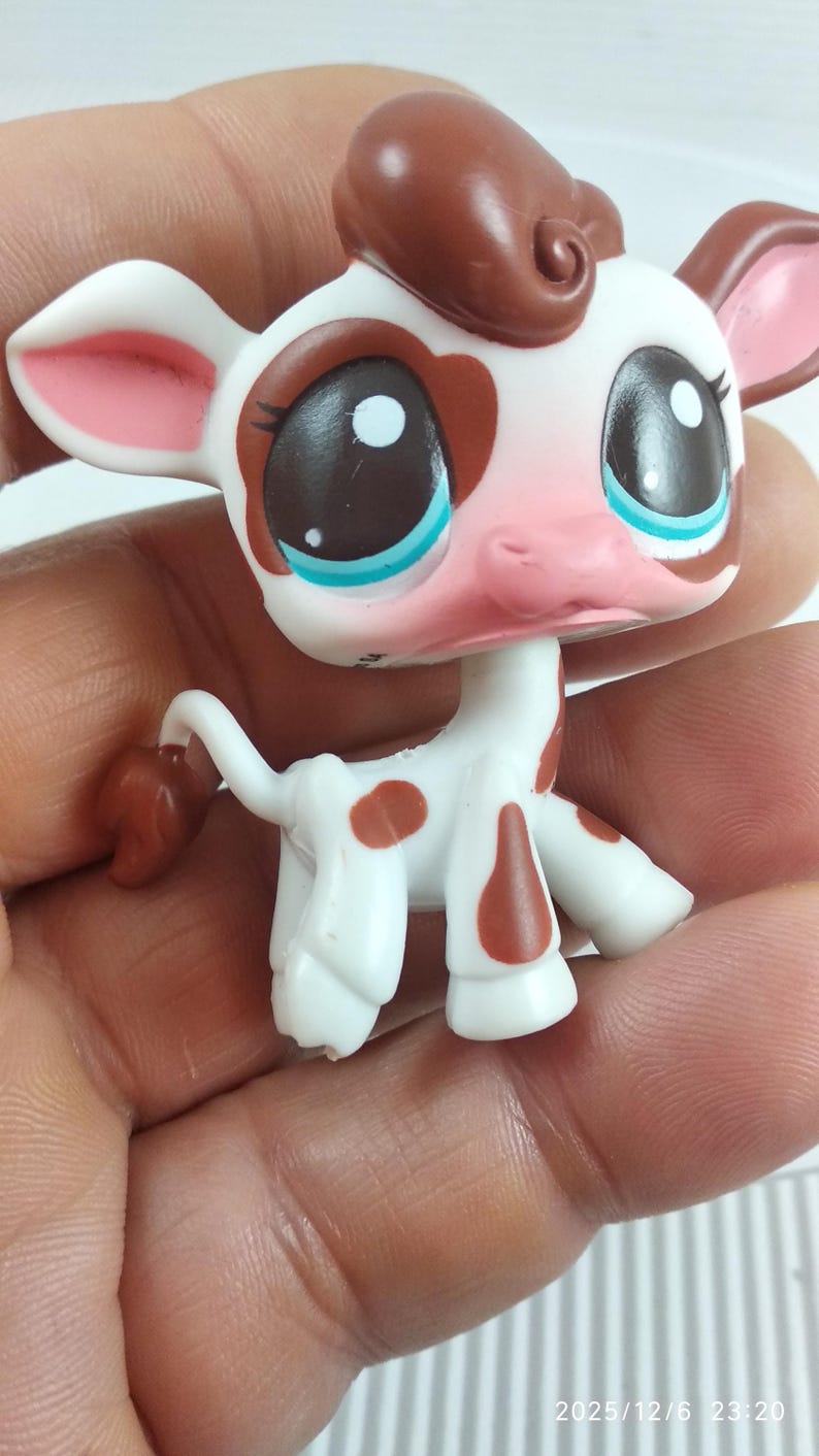 Vintage Littlest Pet Shop Cow #2505 - Authentic Hasbro LPS Figurine - Etsy