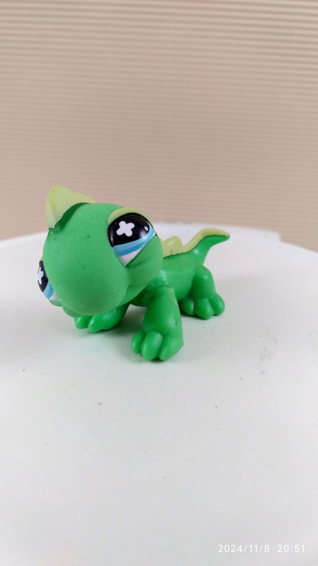 Littlest Pet Shop Green Iguana Lizard Blue Eyes LPS 651 Hasbro Girls ...