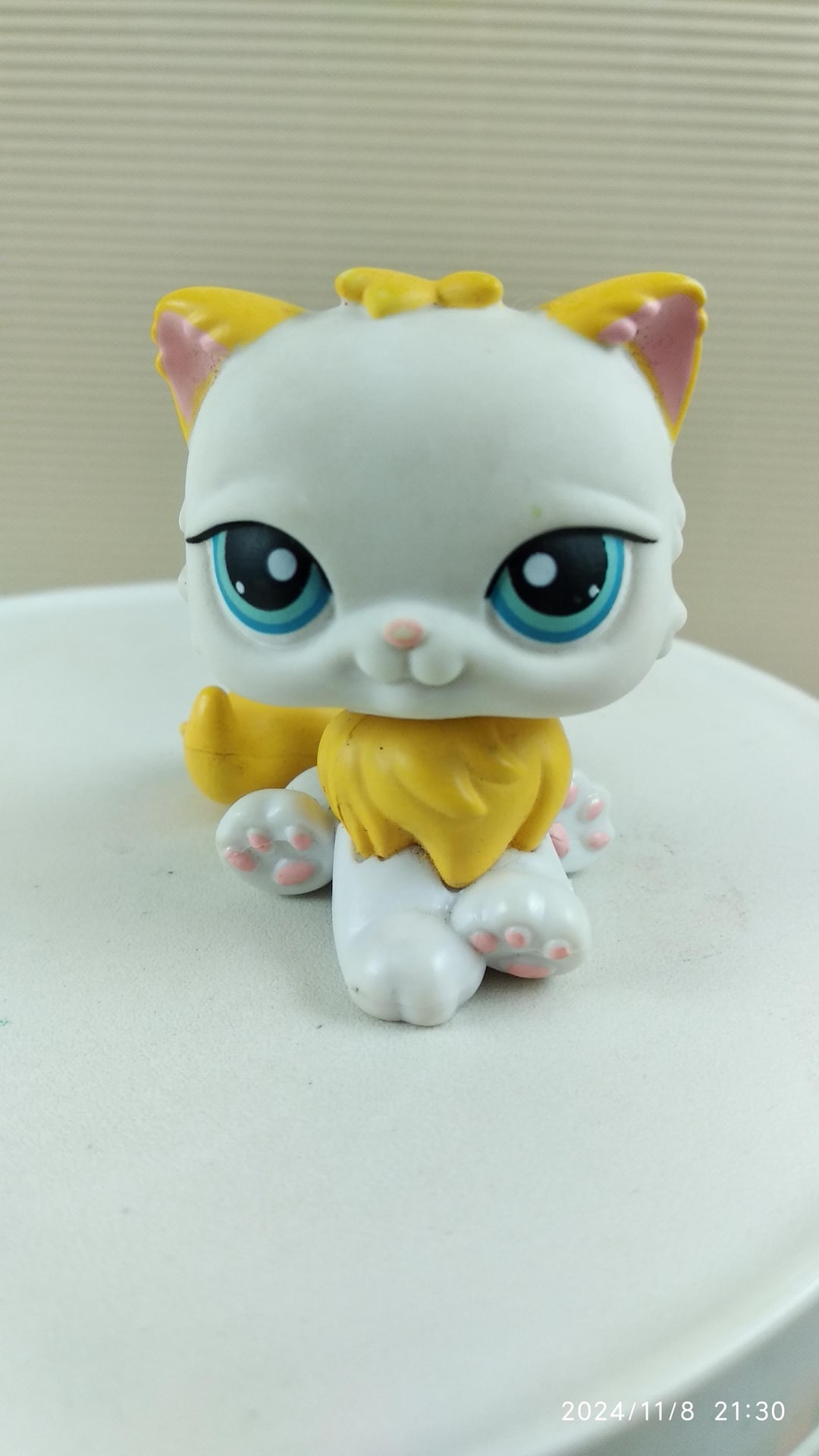 LPS Littlest Pet Shop 207 Persian Cat Orange and White Blue Dot Eyes ...
