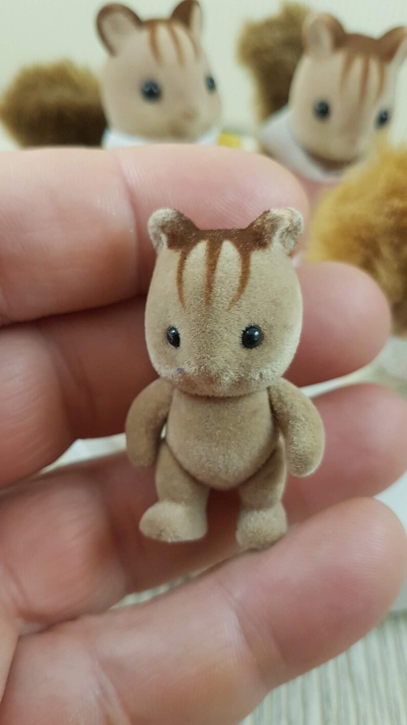 Calico Critters Walnut Squirrel Family of 5, Sylvanian Family - Etsy