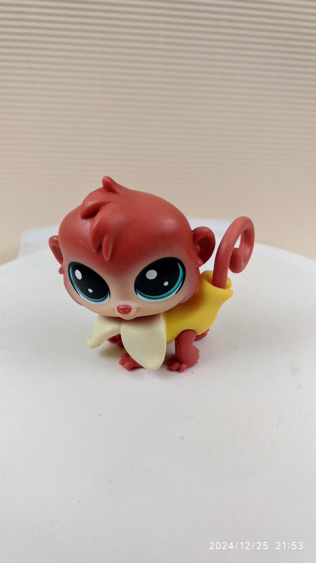 Littlest Pet Shop Monkey No Number # Banana Costume Hungry Shimmer LPS ...