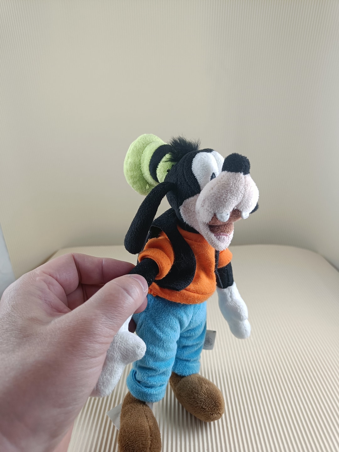 Vintage Authentic Disney Store Goofy Stuffed Animal Plush Toy Doll ...
