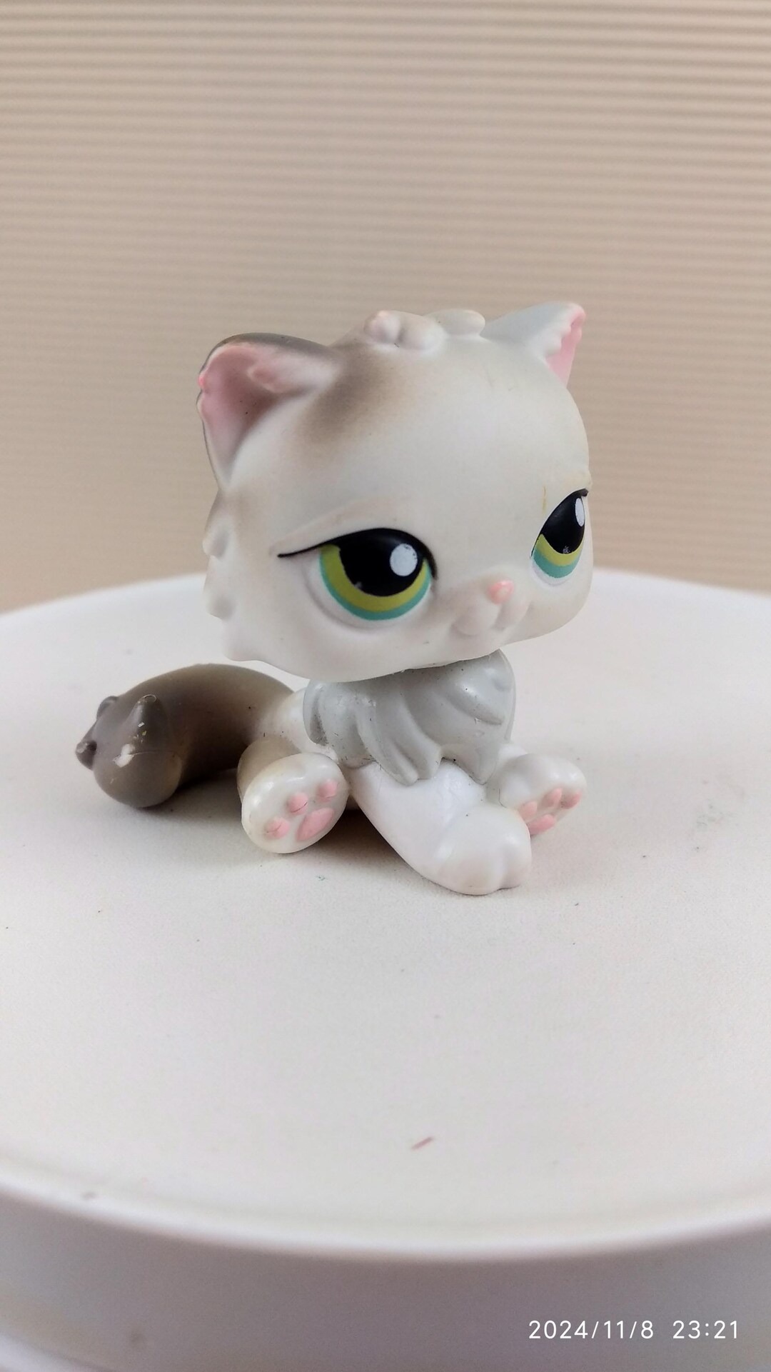 Littlest Pet Shop LPS Authentic 328 Persian Cat White Grey Kitty Green ...