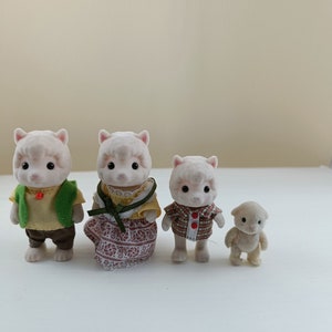 Calico Critters Wooly Alpaca Family of 4, Sylvanian Family - Etsy