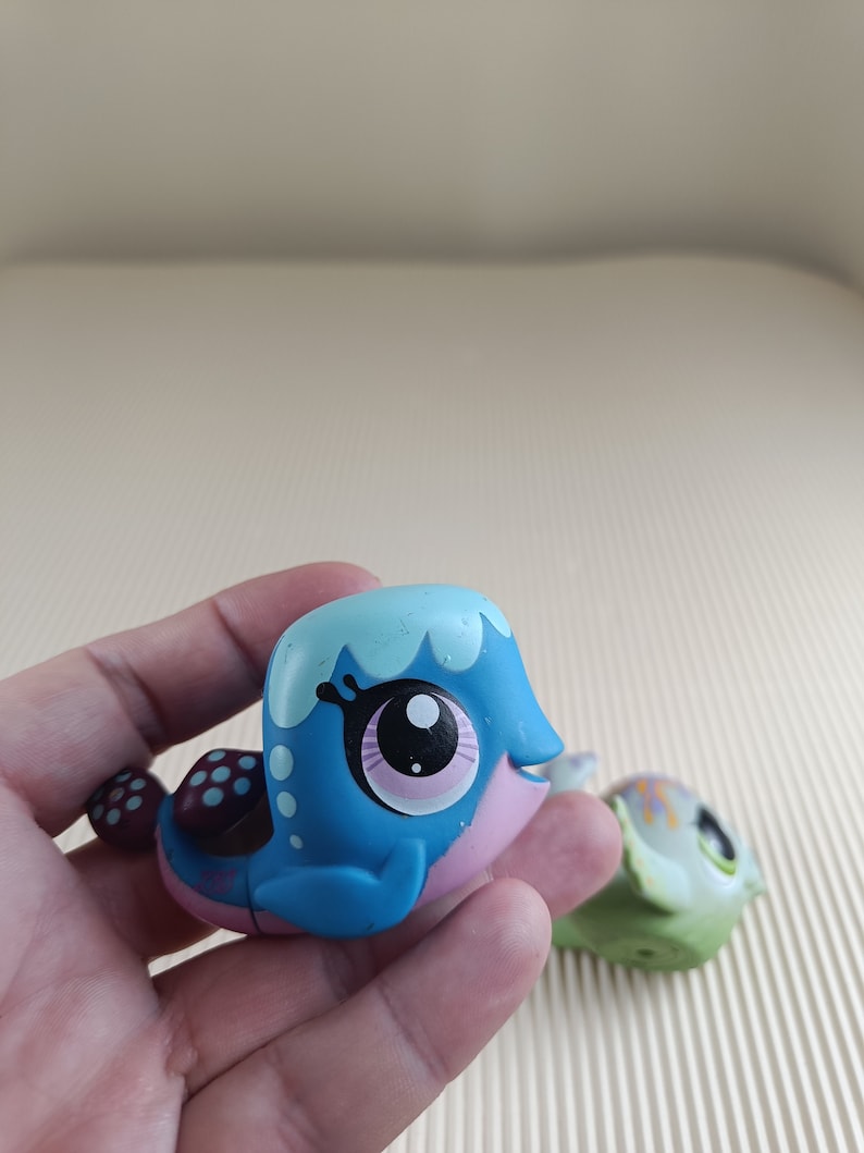Littlest Pet Shop Big Blue Whale With Yellow Starfish LPS - Etsy