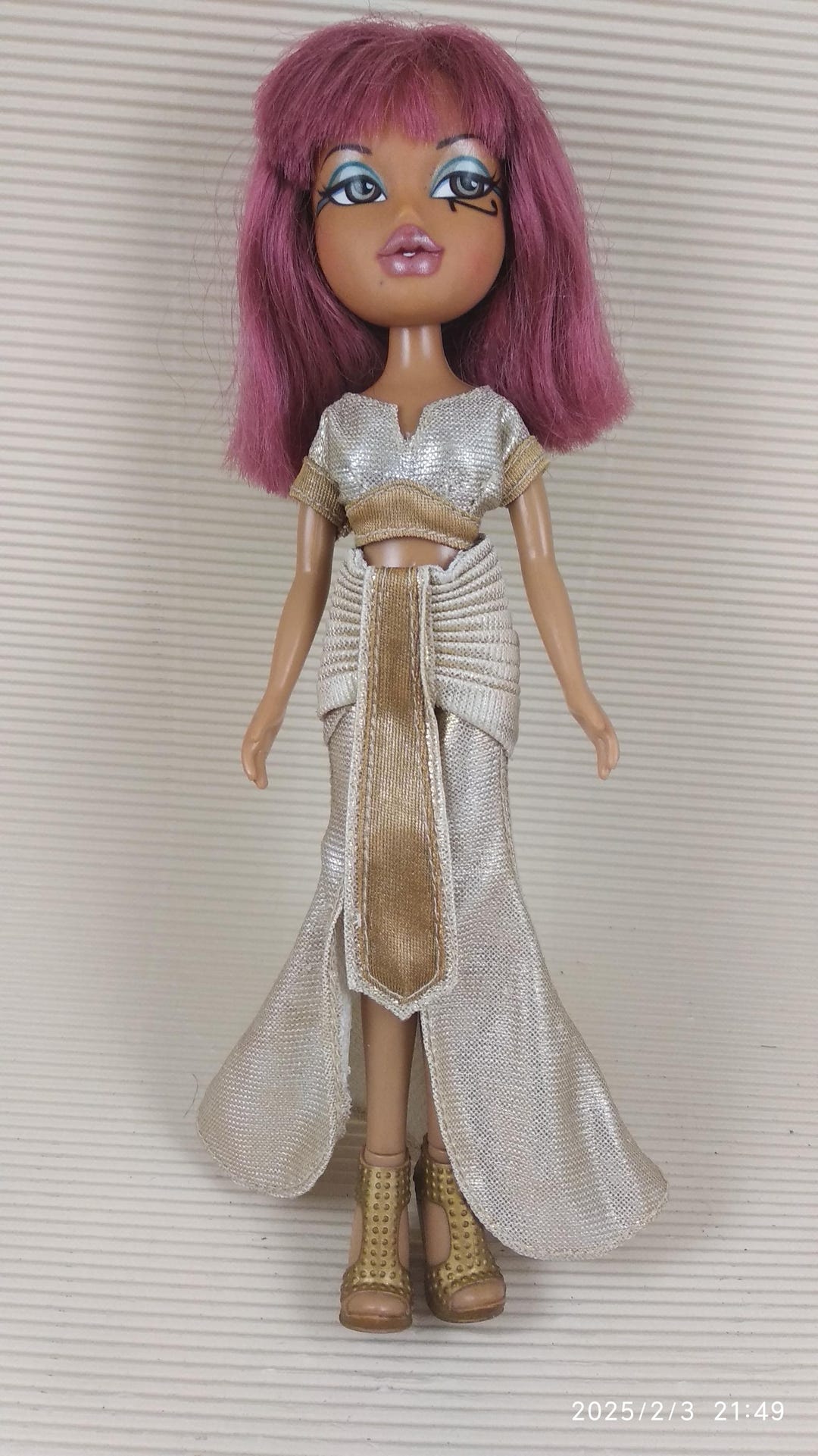 Bratz Doll Masquerade Odelia Egyptian Pink Hair Shoes Clothes Collectible or for Repaint or ...