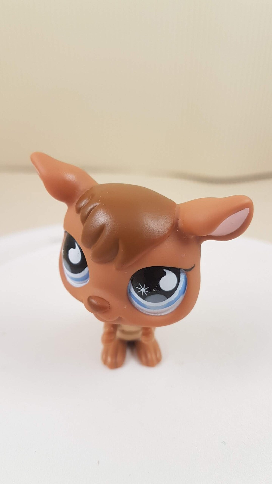Littlest Pet Shop 682 Brown Kangaroo Boxing Tail Waggin Club LPS Blue ...